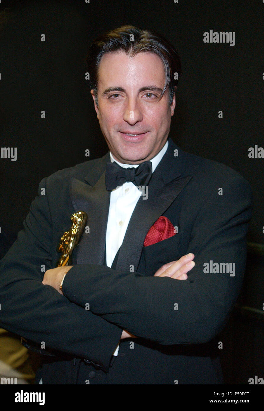 Andy garcia oceans eleven 2001 -Fotos und -Bildmaterial in hoher ...