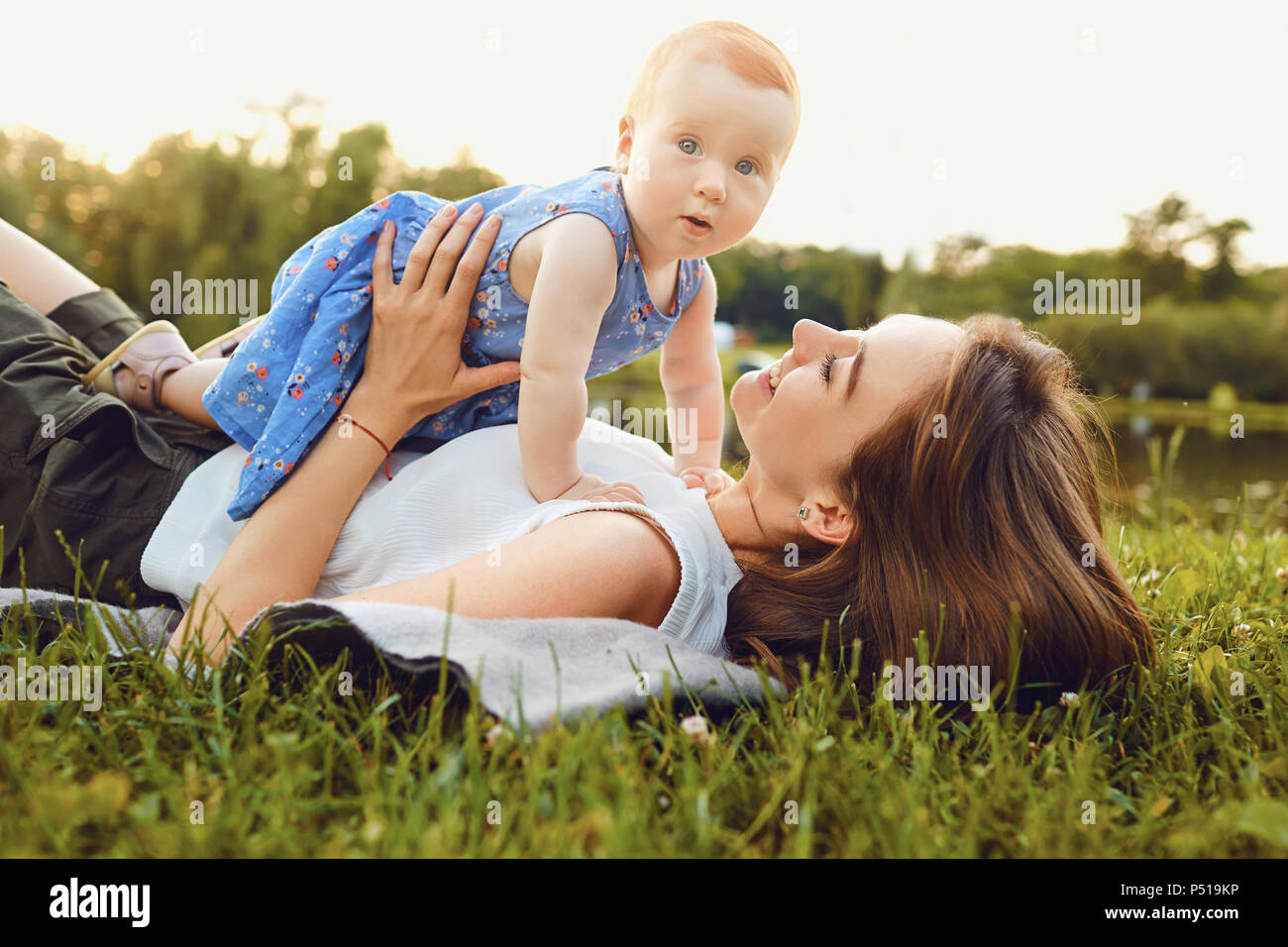 Mutter Mit Baby Stockfotos und -bilder Kaufen - Alamy