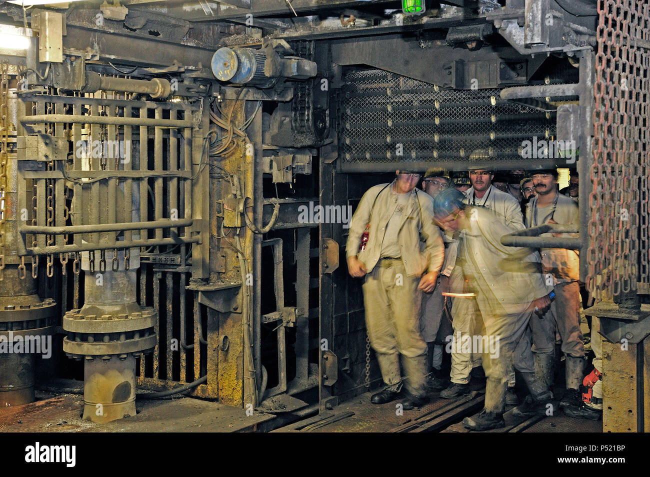 Deutschland, Nordrhein-Westfalen - Bergwerk Prosper Haniel Schacht 10 ...