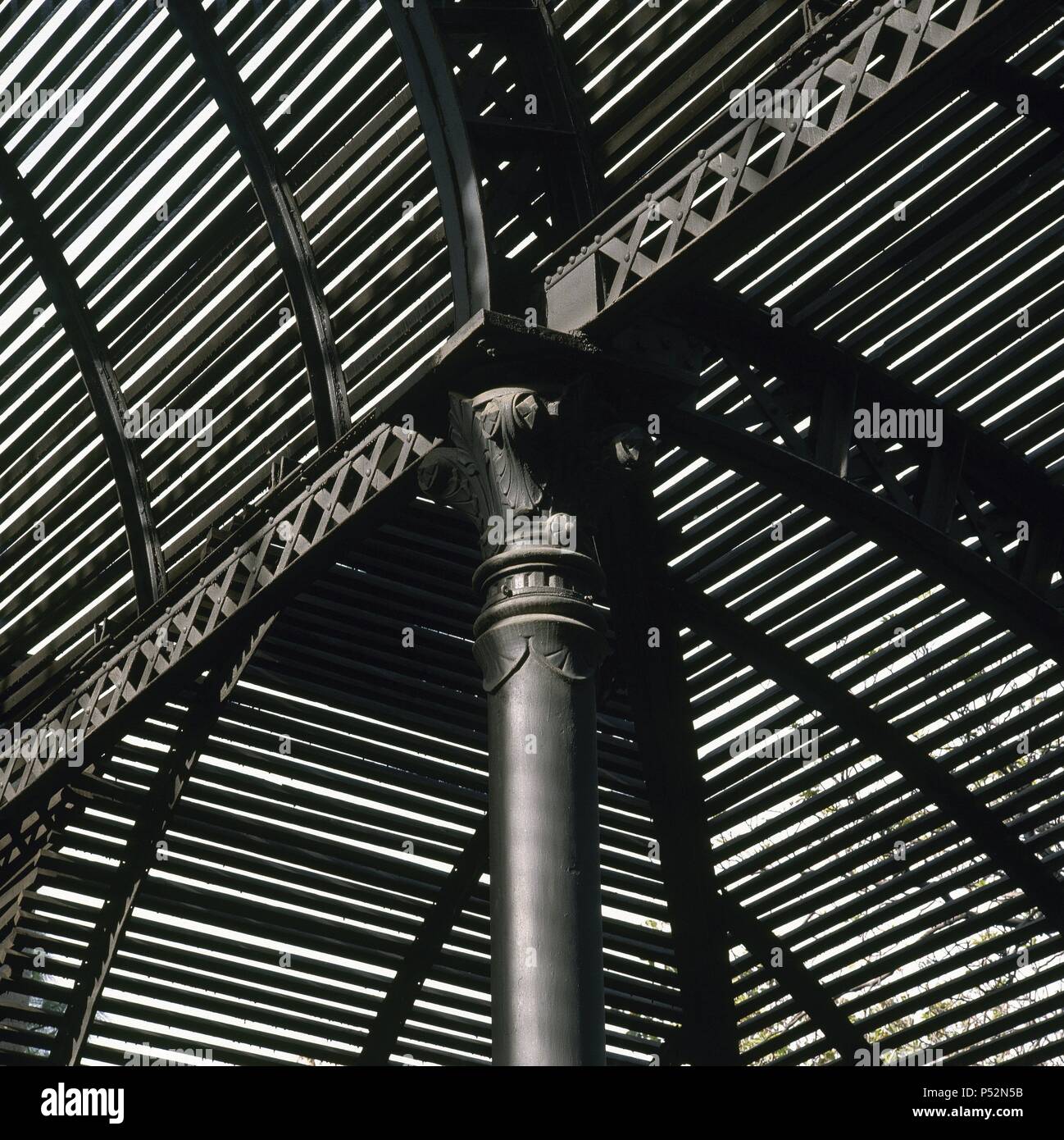 ARTE S. XIX. ESPAÑA. UMBRACULO, Estructura de ladrillo y Madera, Obra ...