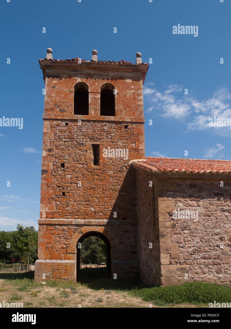 ARTE ROMANICO. ESPAÑA. IGLESIA DE SANTA MARIA LA MAYOR. El Templo ...