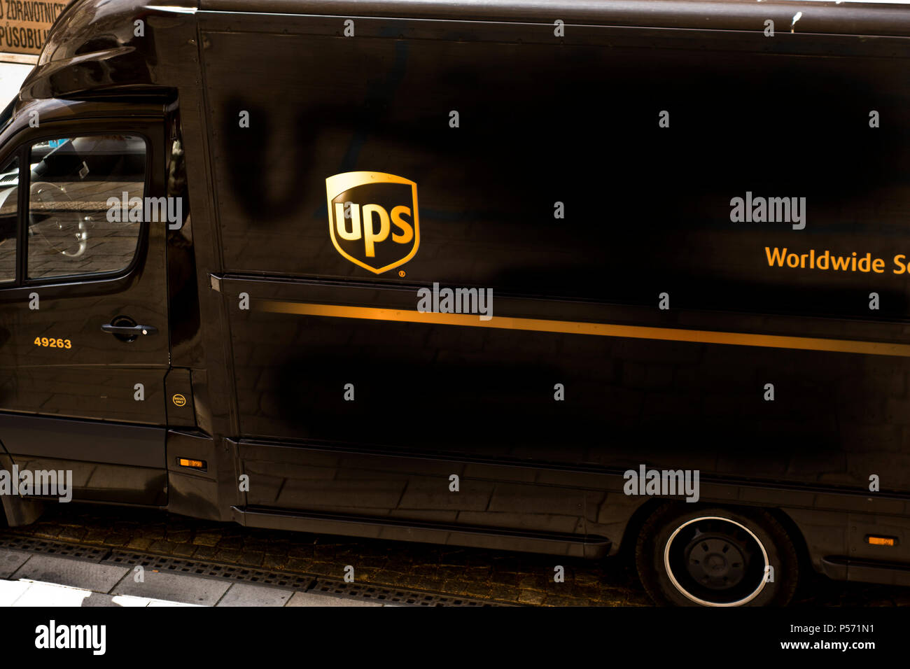 United Parcel Service Ups Vehicle Stockfotos und -bilder Kaufen - Alamy