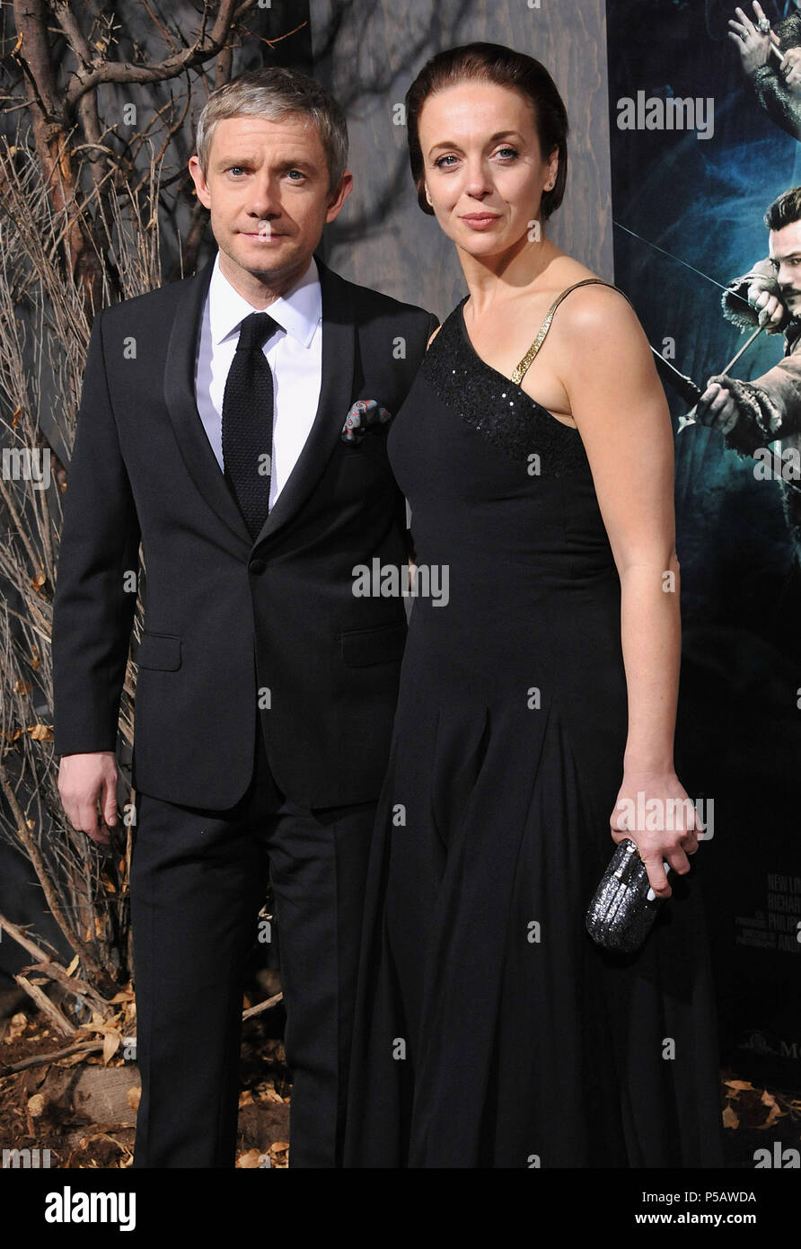 Martin freeman and girlfriend -Fotos und -Bildmaterial in hoher ...