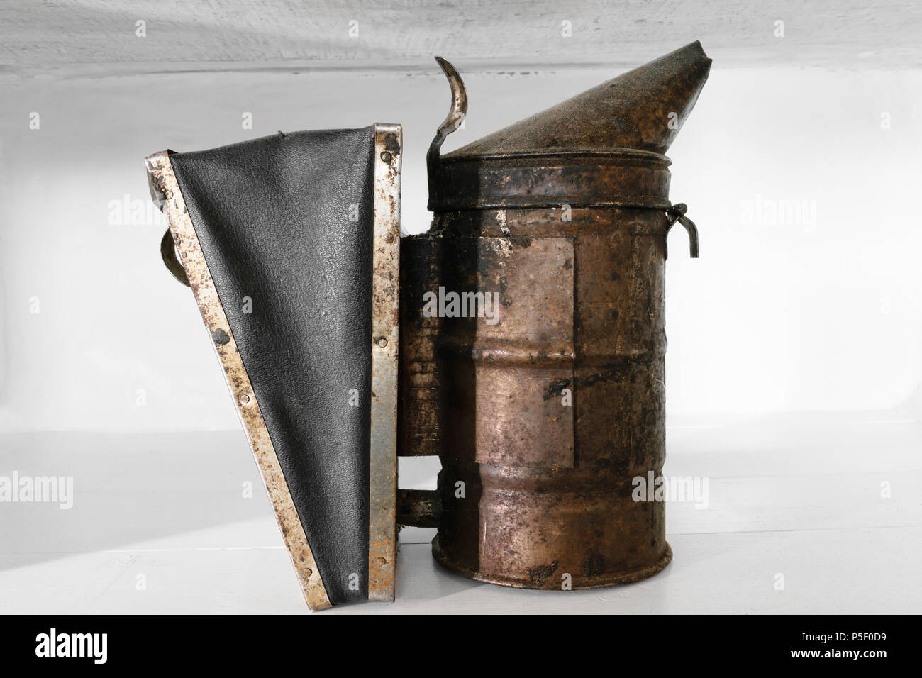 Rostig staubig -Fotos und -Bildmaterial in hoher Auflösung – Alamy