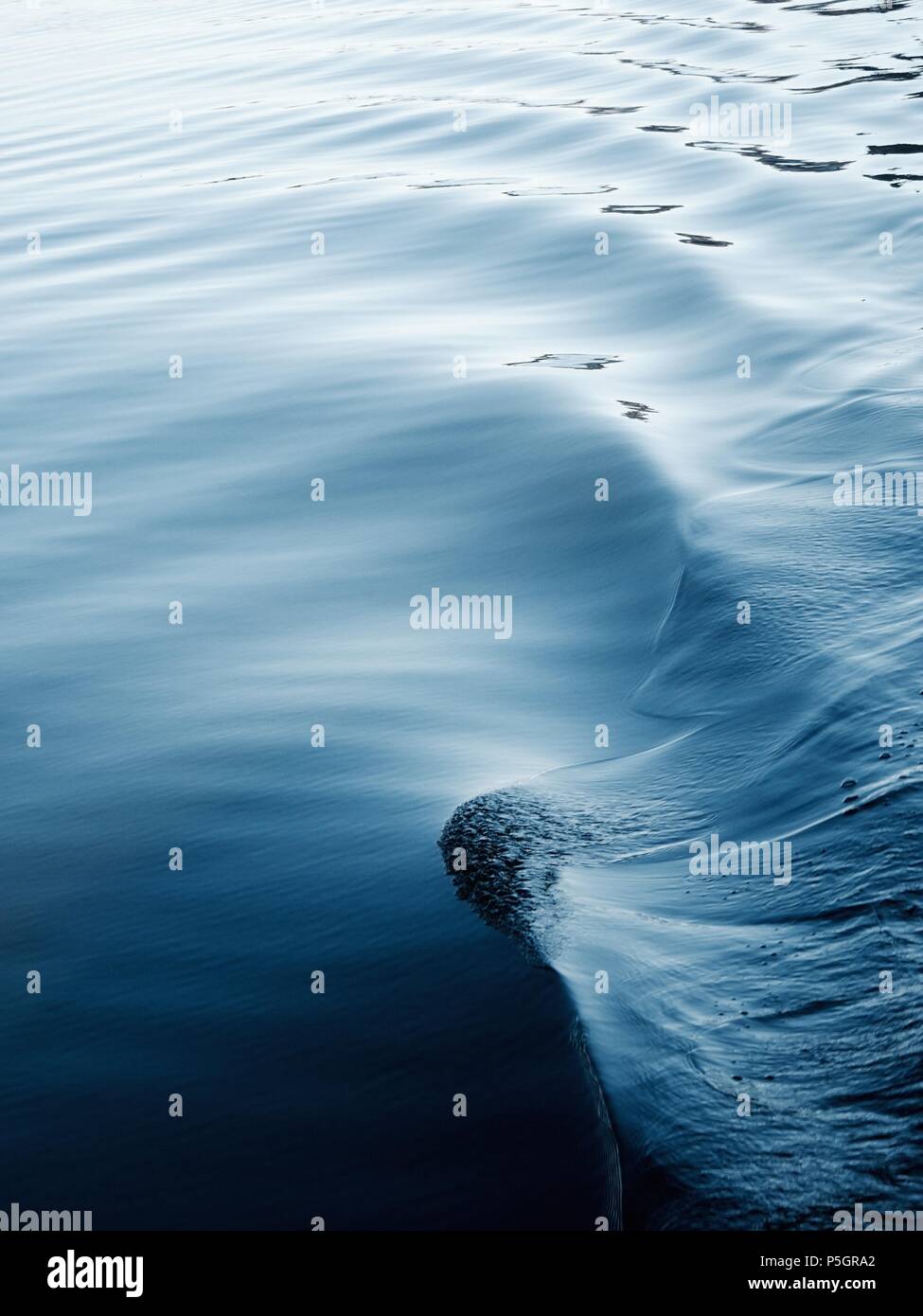 April waves -Fotos und -Bildmaterial in hoher Auflösung – Alamy