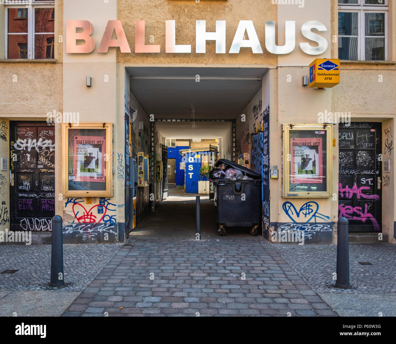 Ballhaus ost -Fotos und -Bildmaterial in hoher Auflösung – Alamy