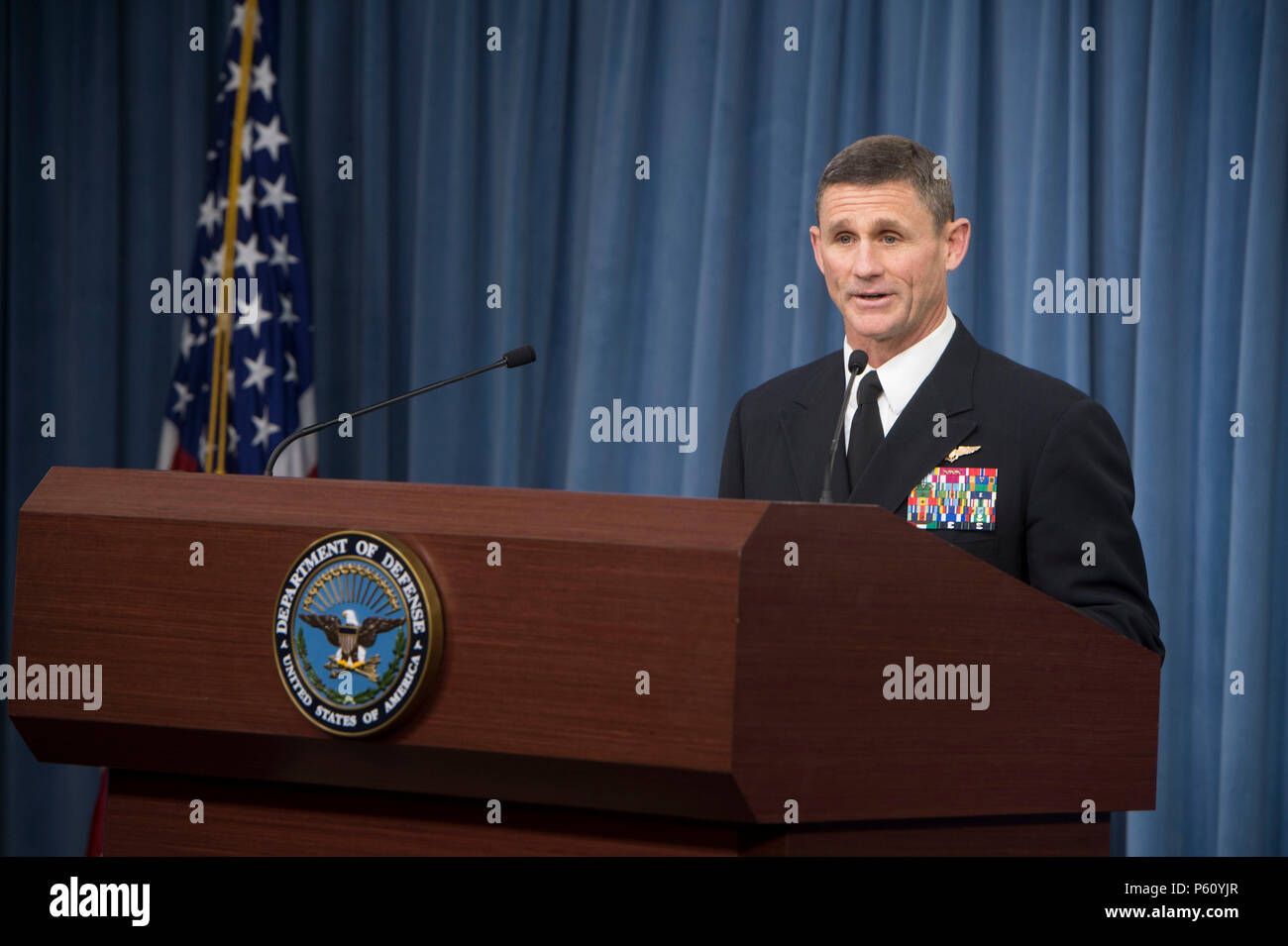 Rear adm andrew lewis -Fotos und -Bildmaterial in hoher Auflösung – Alamy