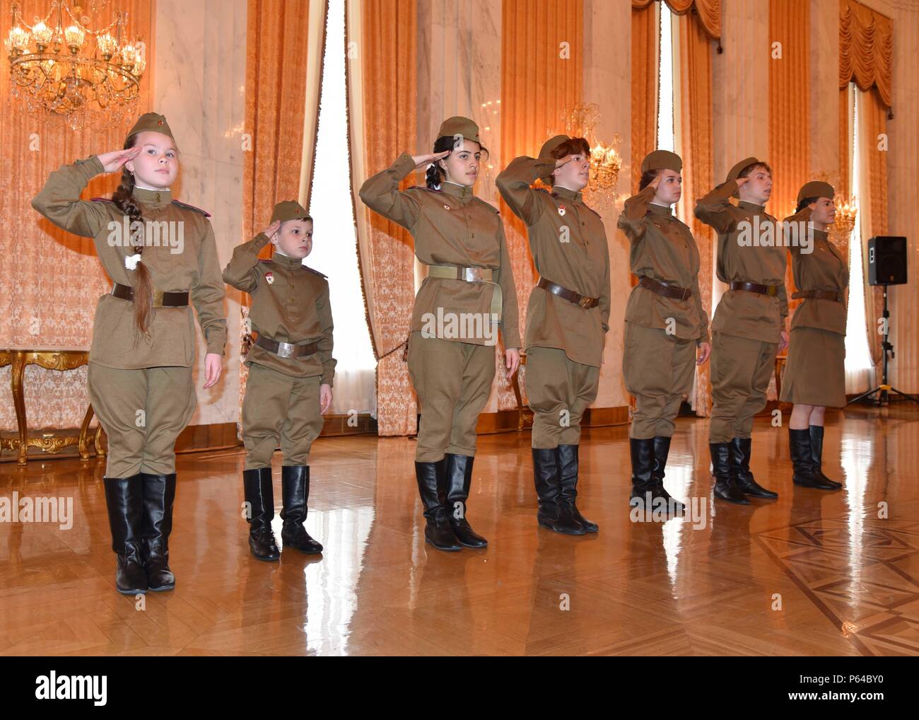 Russian embassy washington -Fotos und -Bildmaterial in hoher Auflösung ...