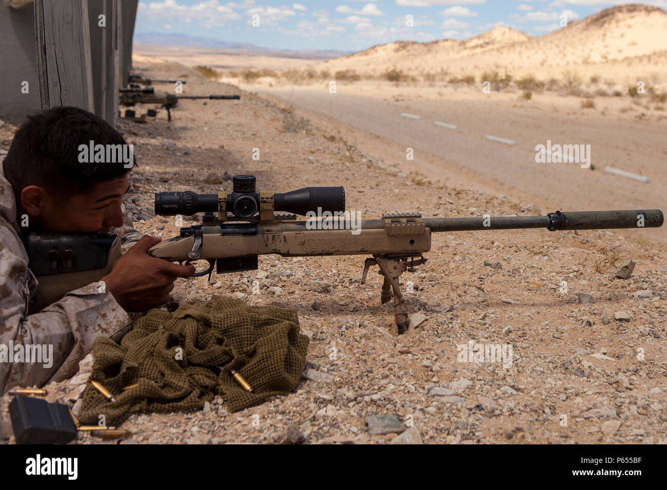 M40 sniper rifle -Fotos und -Bildmaterial in hoher Auflösung – Alamy
