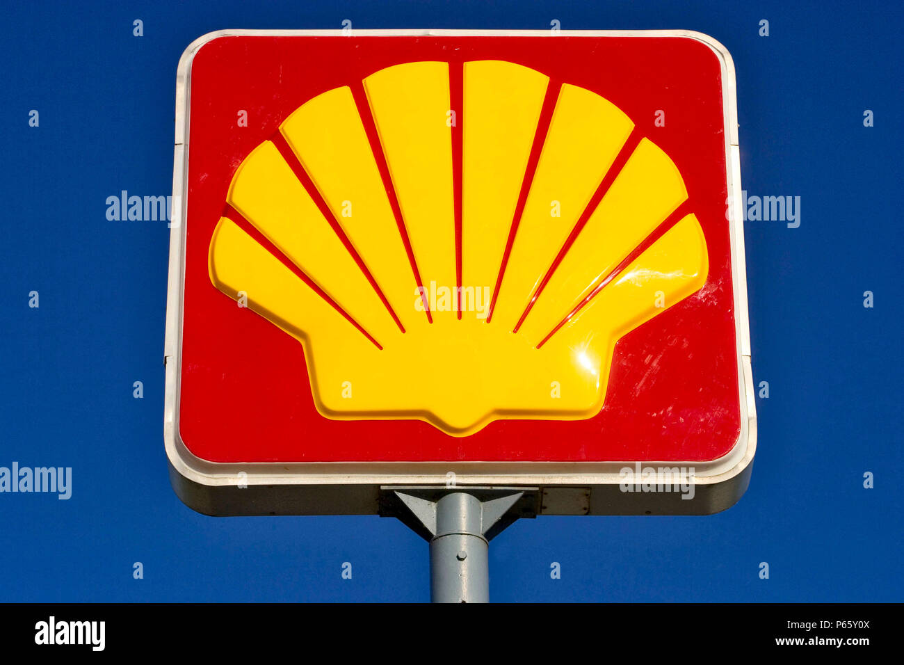 Shell logo shell logo shell logo -Fotos und -Bildmaterial in hoher ...