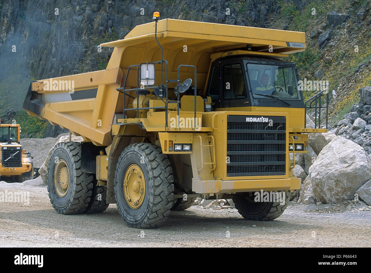 Komatsu dumper -Fotos und -Bildmaterial in hoher Auflösung – Alamy