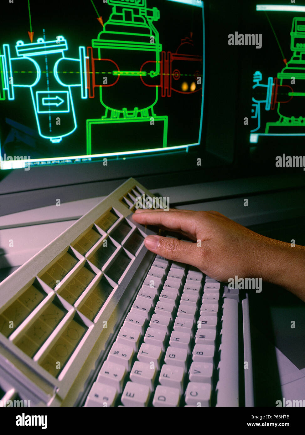 Saudi oil refinery -Fotos und -Bildmaterial in hoher Auflösung – Alamy