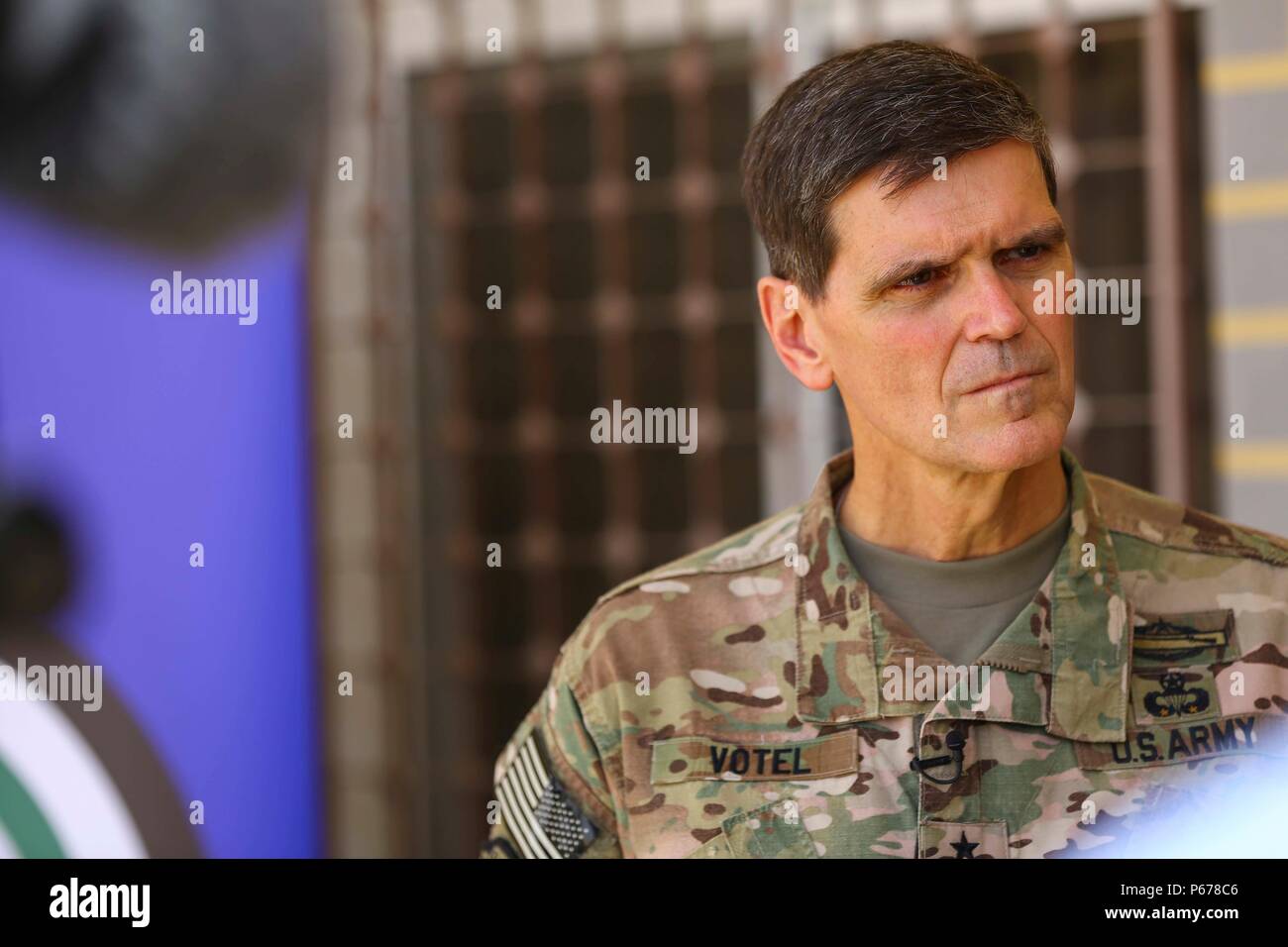 U s army gen joseph votel -Fotos und -Bildmaterial in hoher Auflösung ...