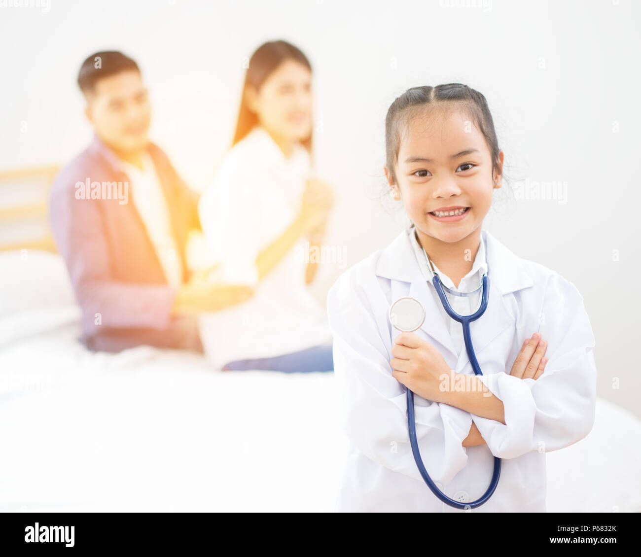 Schularzt Untersuchung Fotos Und Bildmaterial In Hoher Auflösung Alamy
