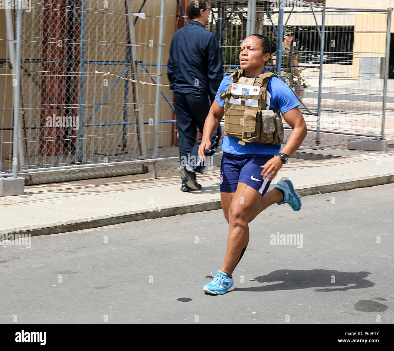 Sgt. Janelle Lopez, eine Intelligenz Spezialist mit Special Purpose ...