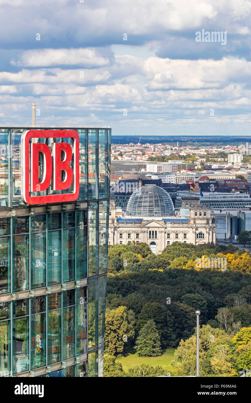 Logo der deutschen bahn -Fotos und -Bildmaterial in hoher Auflösung – Alamy