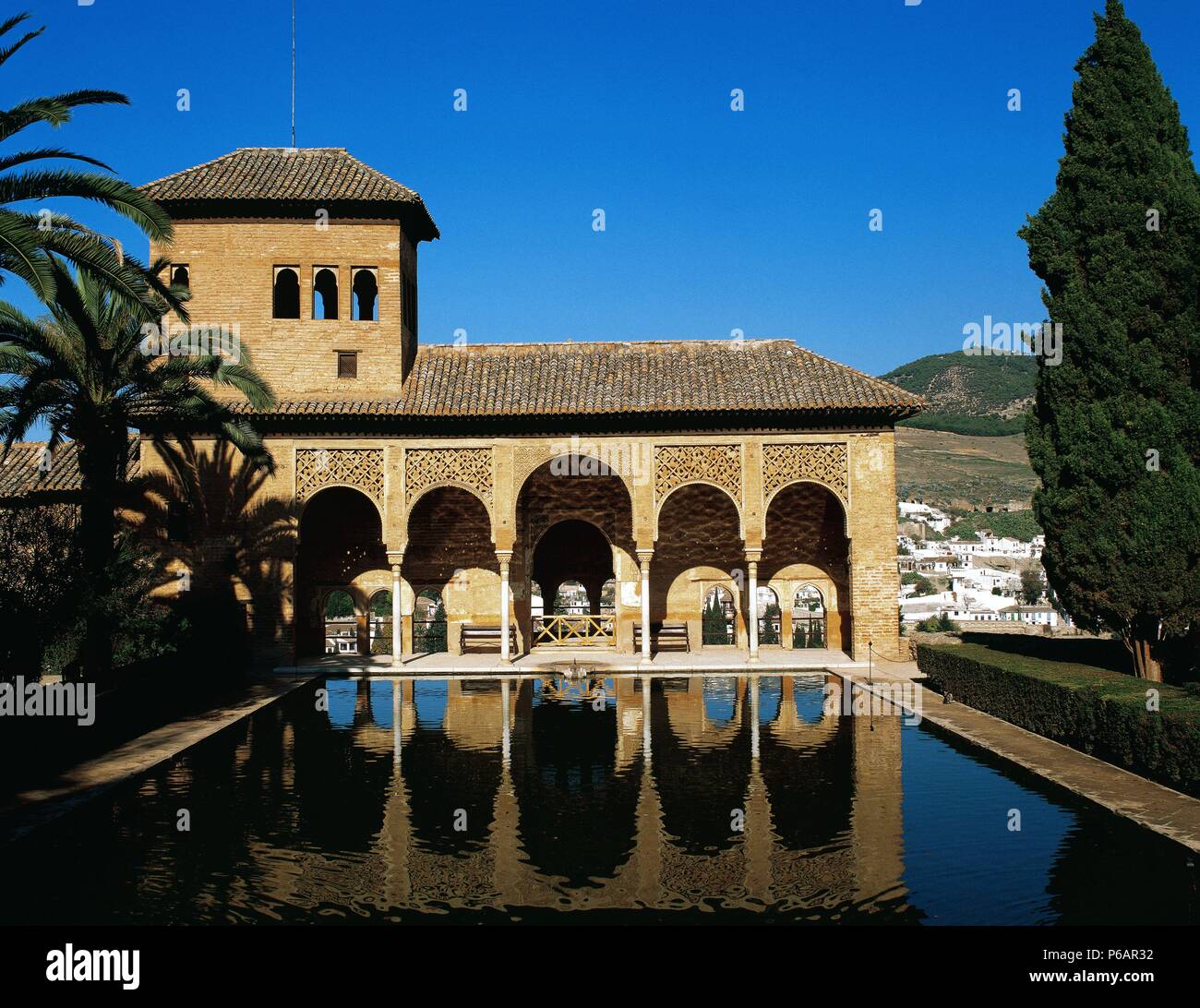 ARTE ISLAMICO. ESPAÑA. LA ALHAMBRA. Epoca Nazarí, siglo XIV. "TORRE DE ...