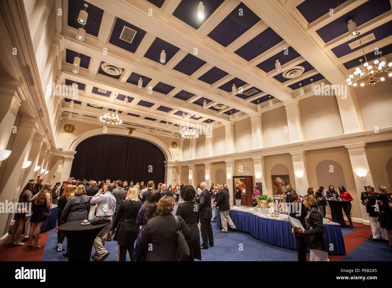 Die 18 Sergeant Major des Marine Corps, Ronald L. Grün, besucht einen ...