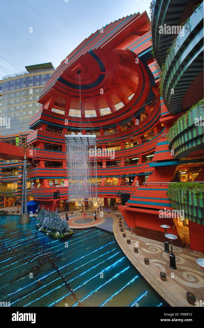 Canal city complex -Fotos und -Bildmaterial in hoher Auflösung – Alamy