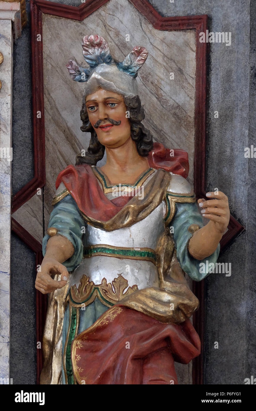 Statue des Hl. Florian auf dem Hochaltar in der Kirche der Himmelfahrt ...