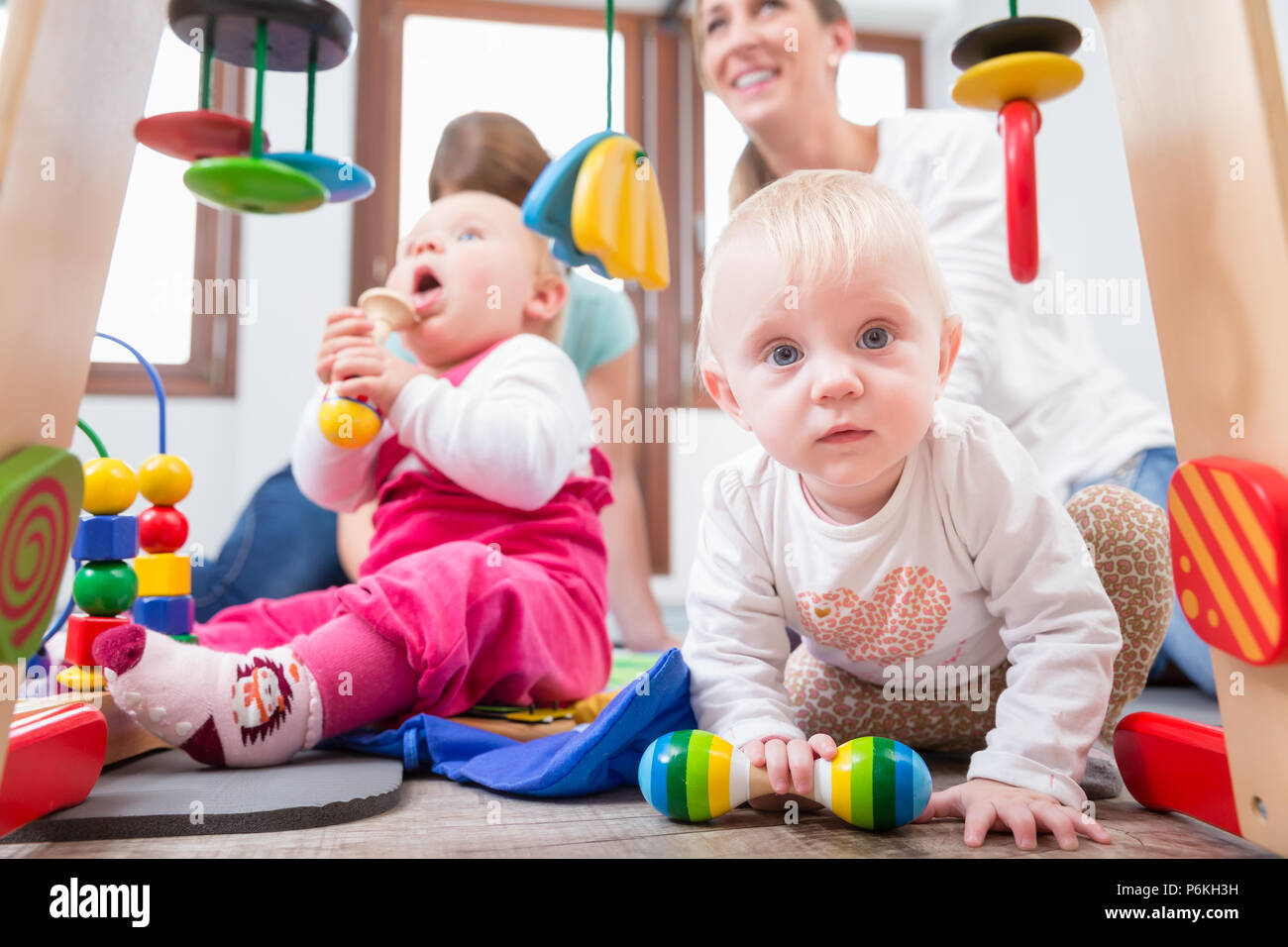 Neugier -Fotos und -Bildmaterial in hoher Auflösung – Alamy