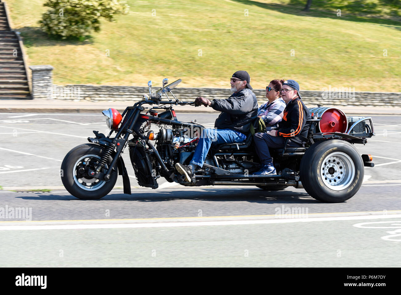 Drei 3 rad motorrad -Fotos und -Bildmaterial in hoher Auflösung – Alamy