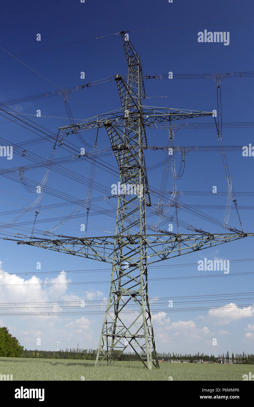 Elektrischer Strommast Stockfotos und -bilder Kaufen - Seite 3 - Alamy