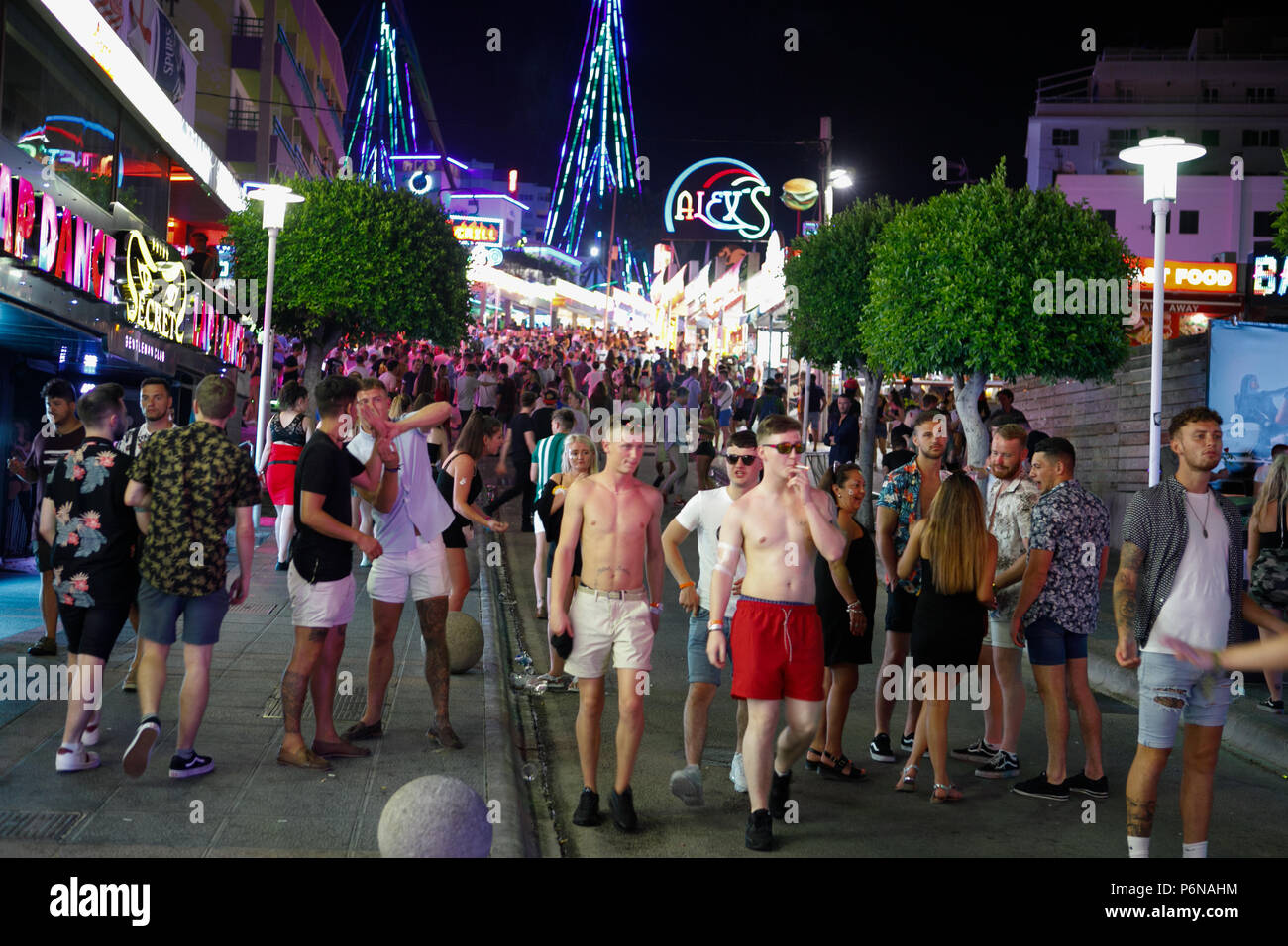 Magaluf Nightlife Stockfotos & Magaluf Nightlife Bilder - Alamy