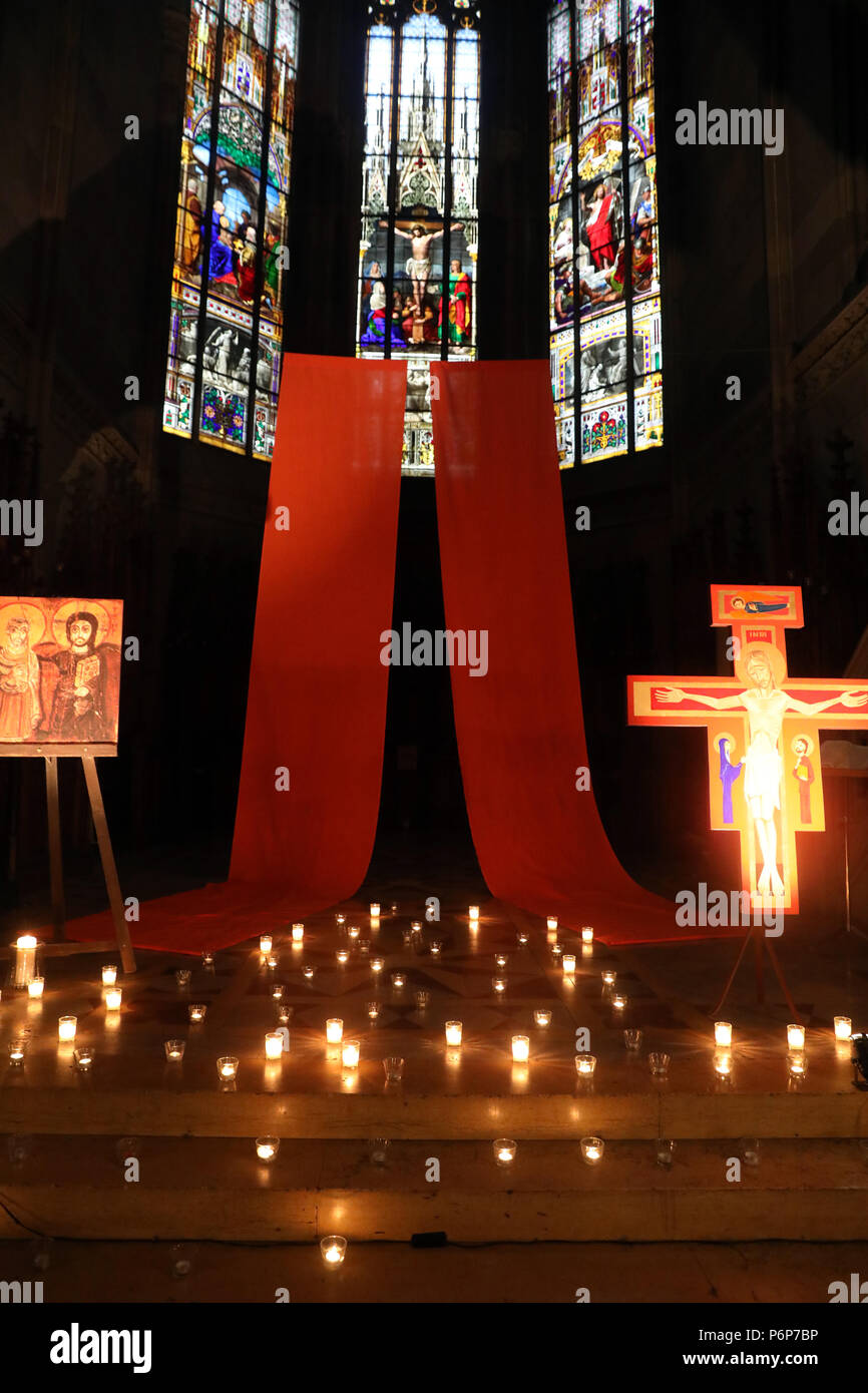 Icone de taize -Fotos und -Bildmaterial in hoher Auflösung – Alamy