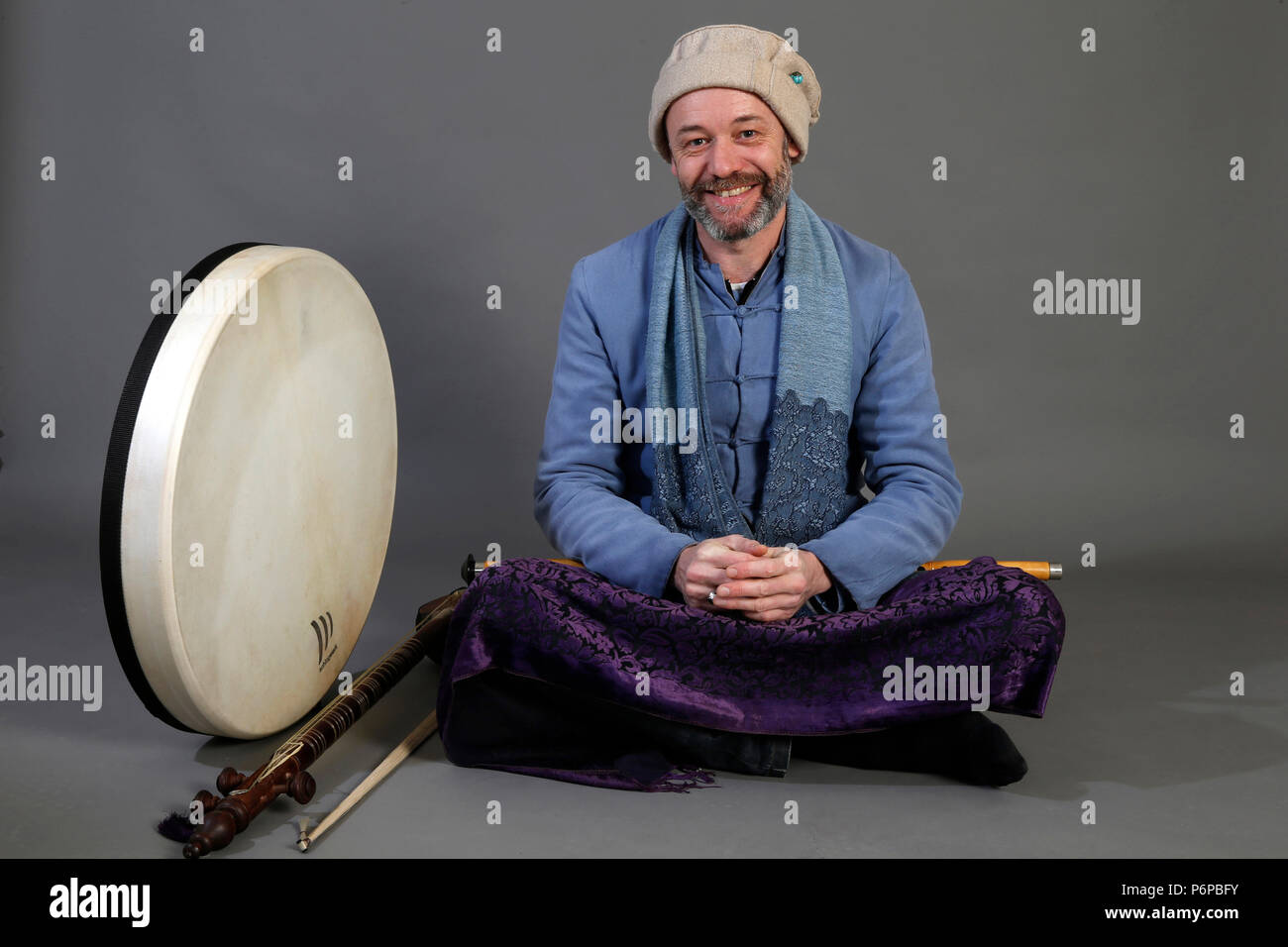 Sufi musiker -Fotos und -Bildmaterial in hoher Auflösung – Alamy