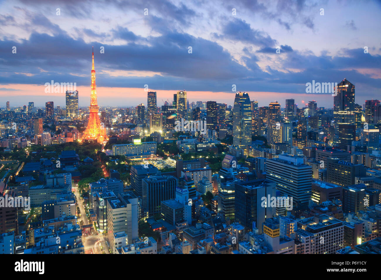 Japan, Tokio, Tokyo Skyline und Tokyo Tower Stockfotografie - Alamy