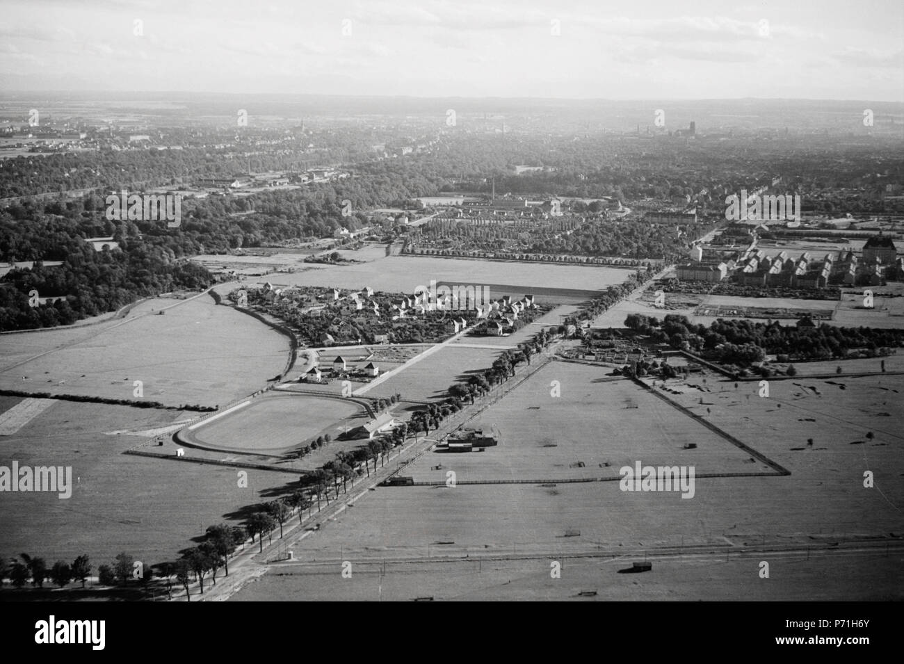 Errichtete 1977 -Fotos und -Bildmaterial in hoher Auflösung – Alamy