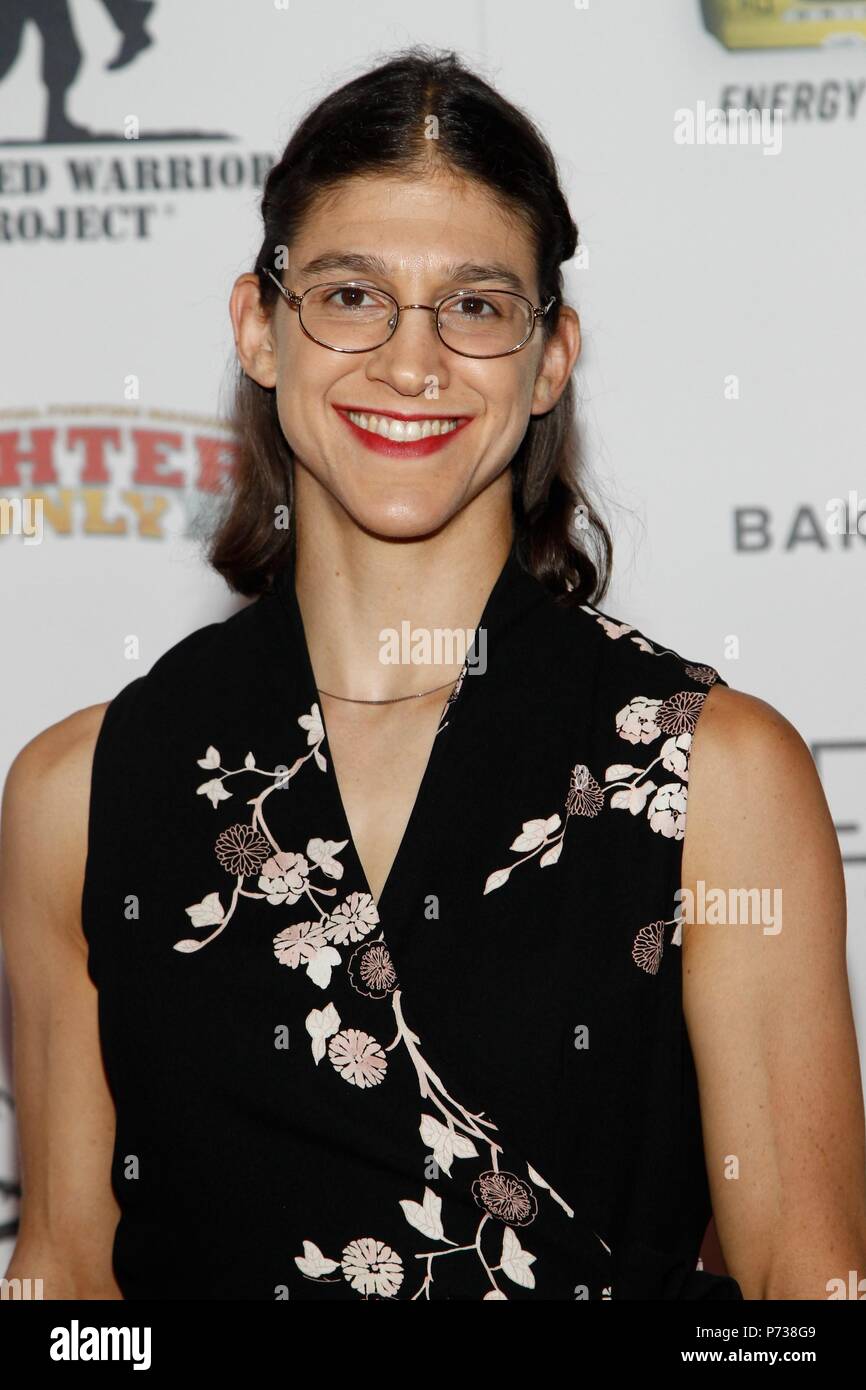 Roxanne Modafferi Stockfotos und -bilder Kaufen - Alamy