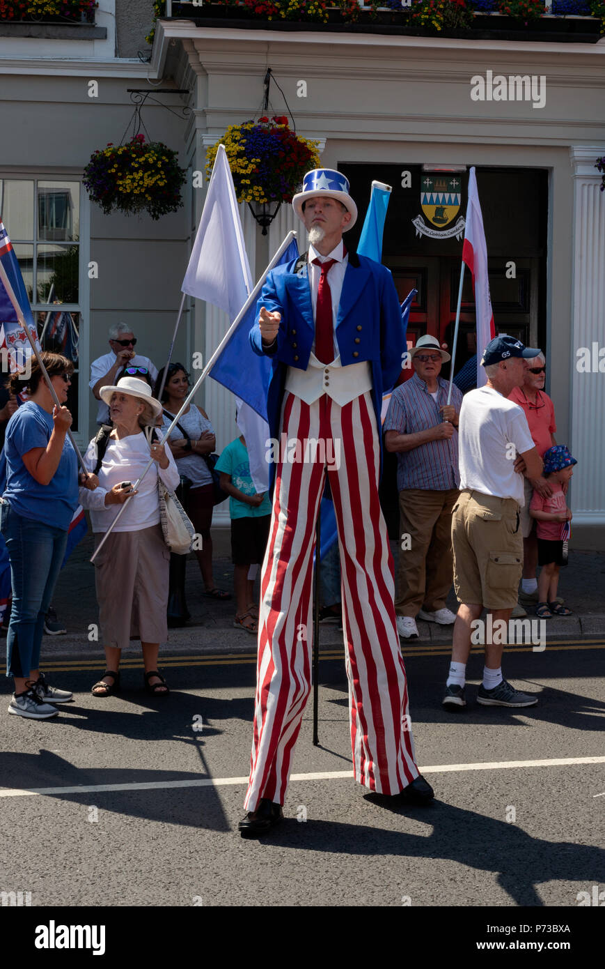 Fourth of july parade uncle sam usa -Fotos und -Bildmaterial in hoher ...