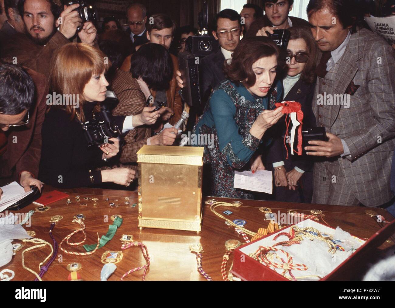 FRANCO POLO, CARMEN HIJA DEL General Francisco Franco Y CARMEN POLO ...