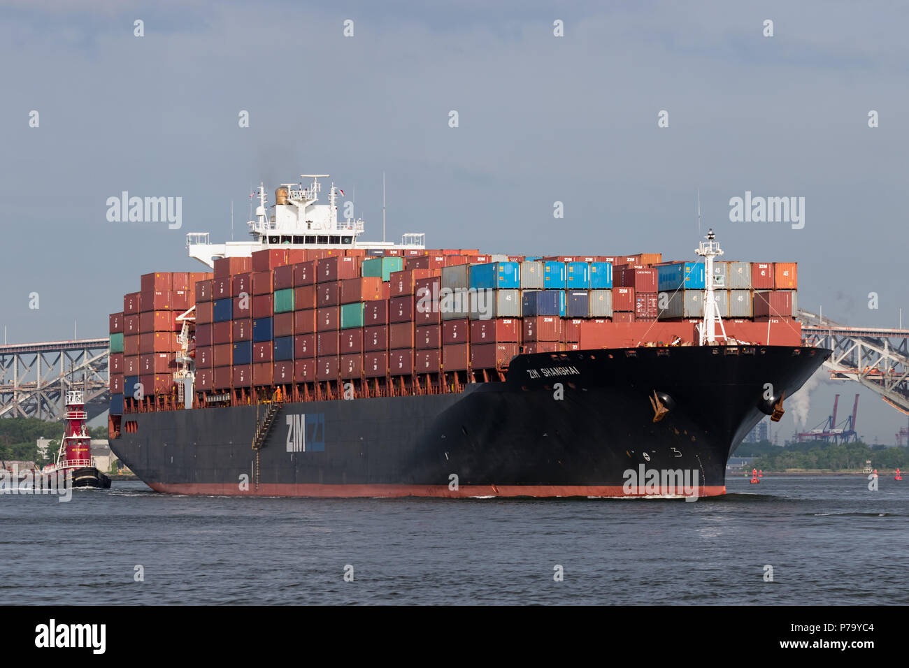 Hafen von newark schiffscontainern -Fotos und -Bildmaterial in hoher ...