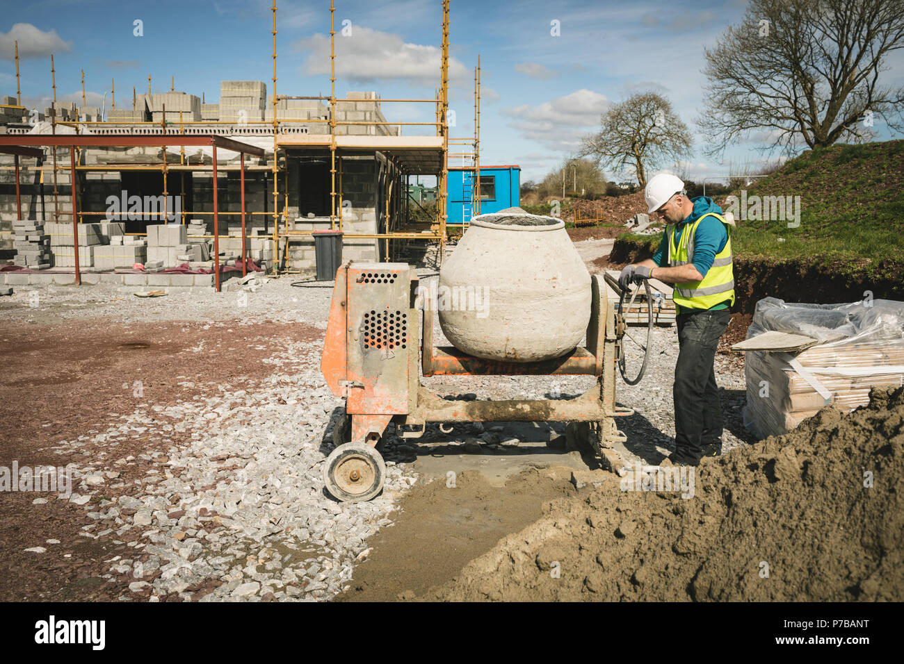 Betonmischer baustelle -Fotos und -Bildmaterial in hoher Auflösung – Alamy