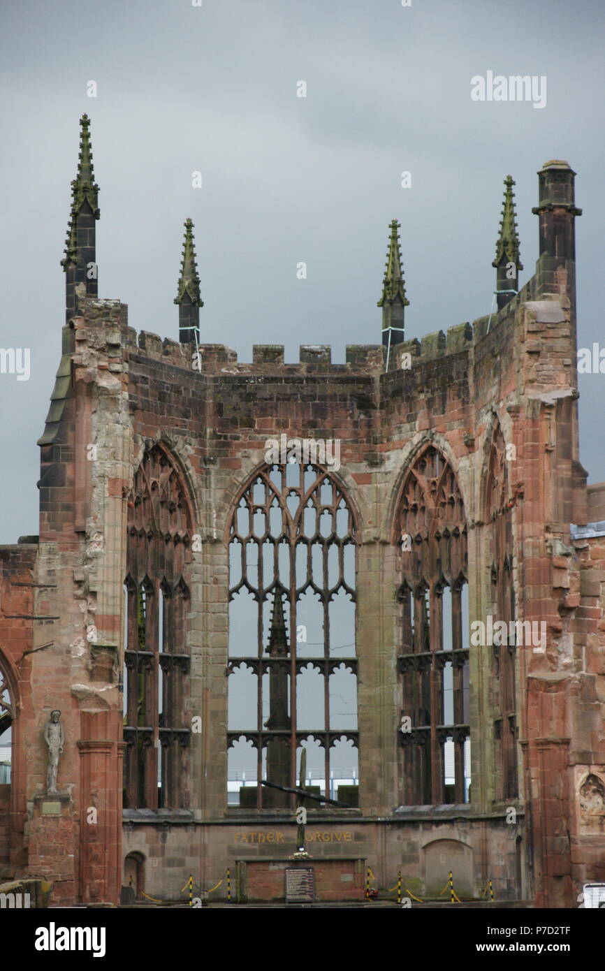 Bishop of coventry -Fotos und -Bildmaterial in hoher Auflösung – Alamy