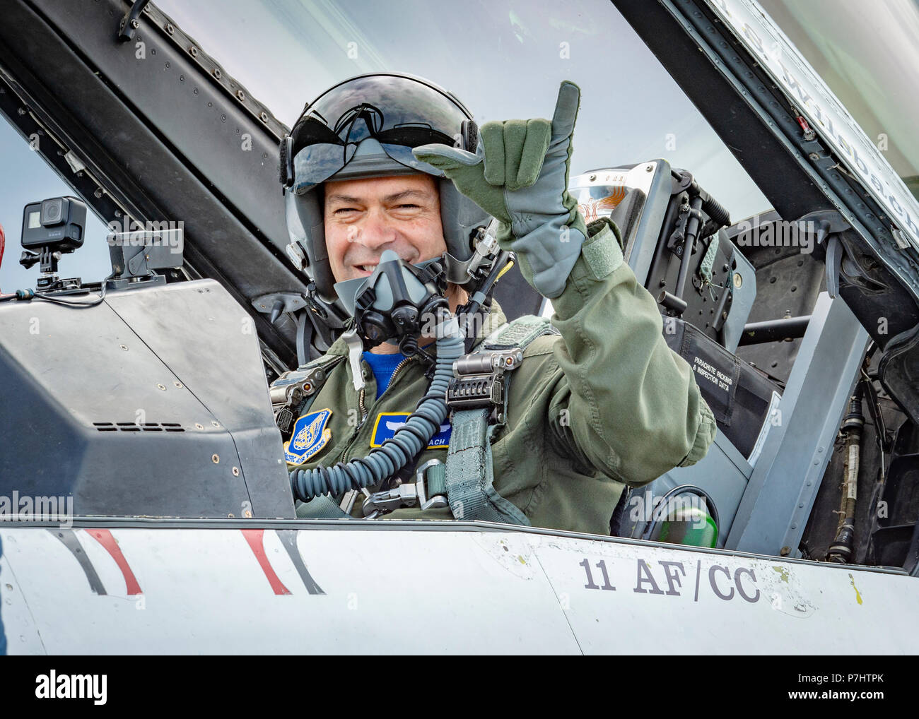 Us Air Force Generalleutnant Kenneth S. Wilsbach, 11 Air Force ...