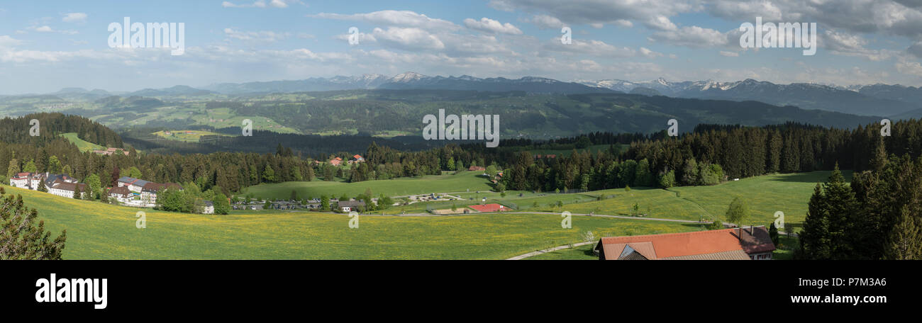 Scheidegg, Bayern, Deutschland, Blick vom Skywalk in Scheidegg auf der ...