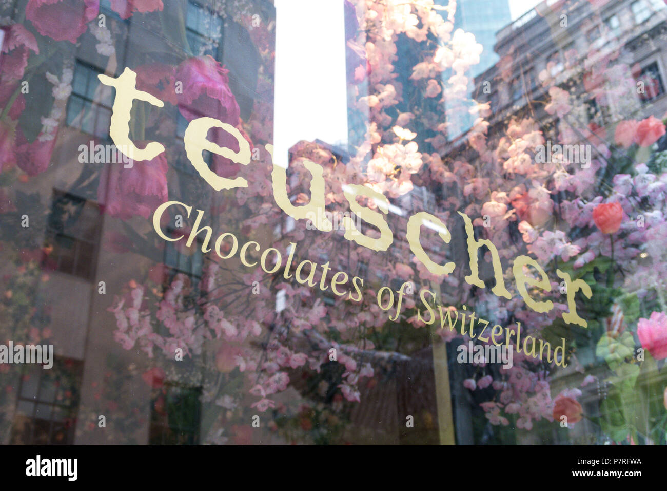 Teuscher chocolatier Stockfotos und -bilder Kaufen - Alamy
