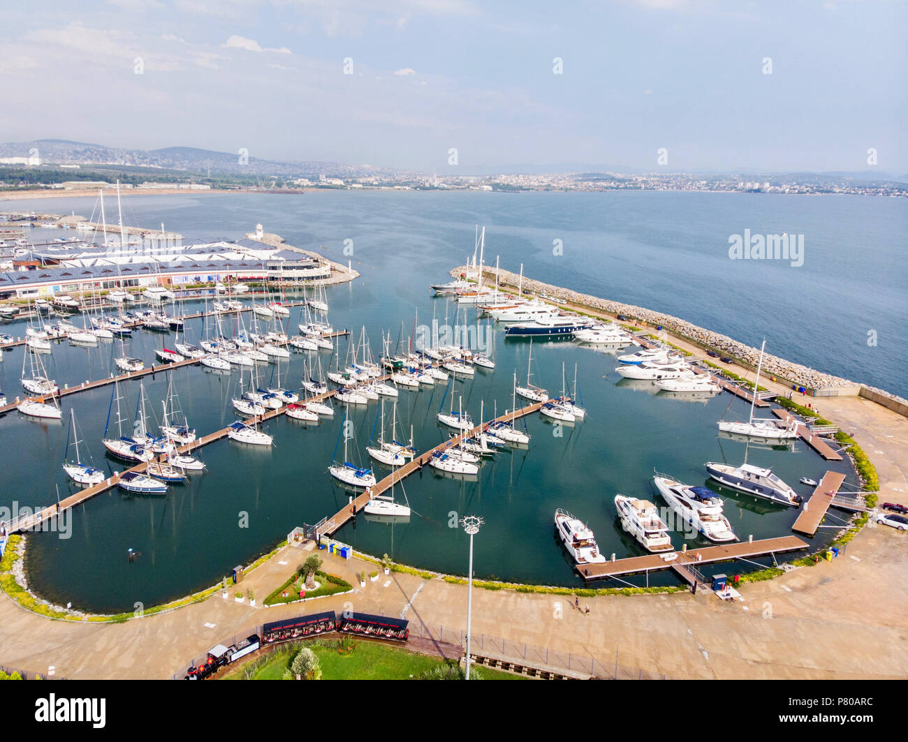 Pendik marina -Fotos und -Bildmaterial in hoher Auflösung – Alamy