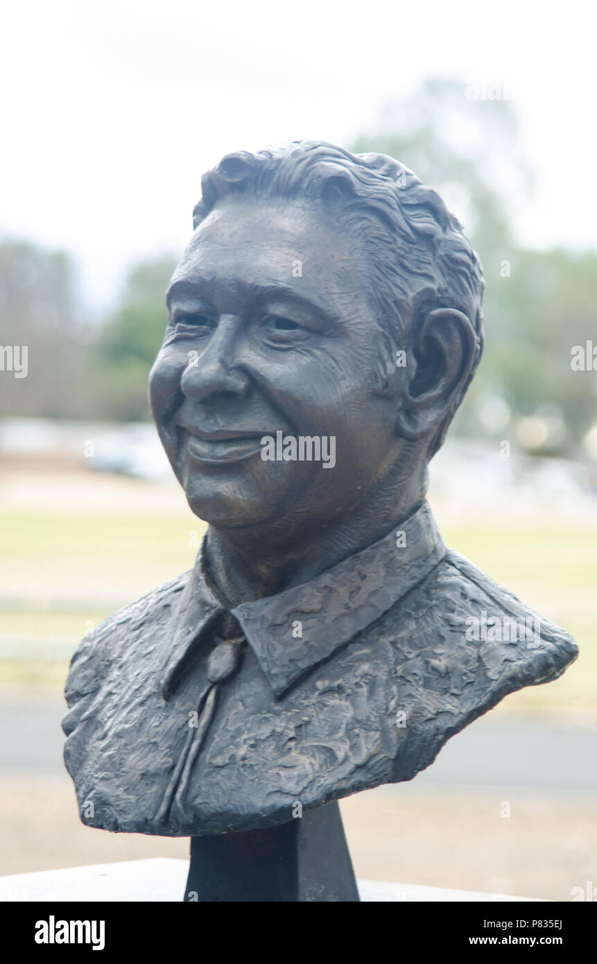 James oswald wenig -Fotos und -Bildmaterial in hoher Auflösung – Alamy
