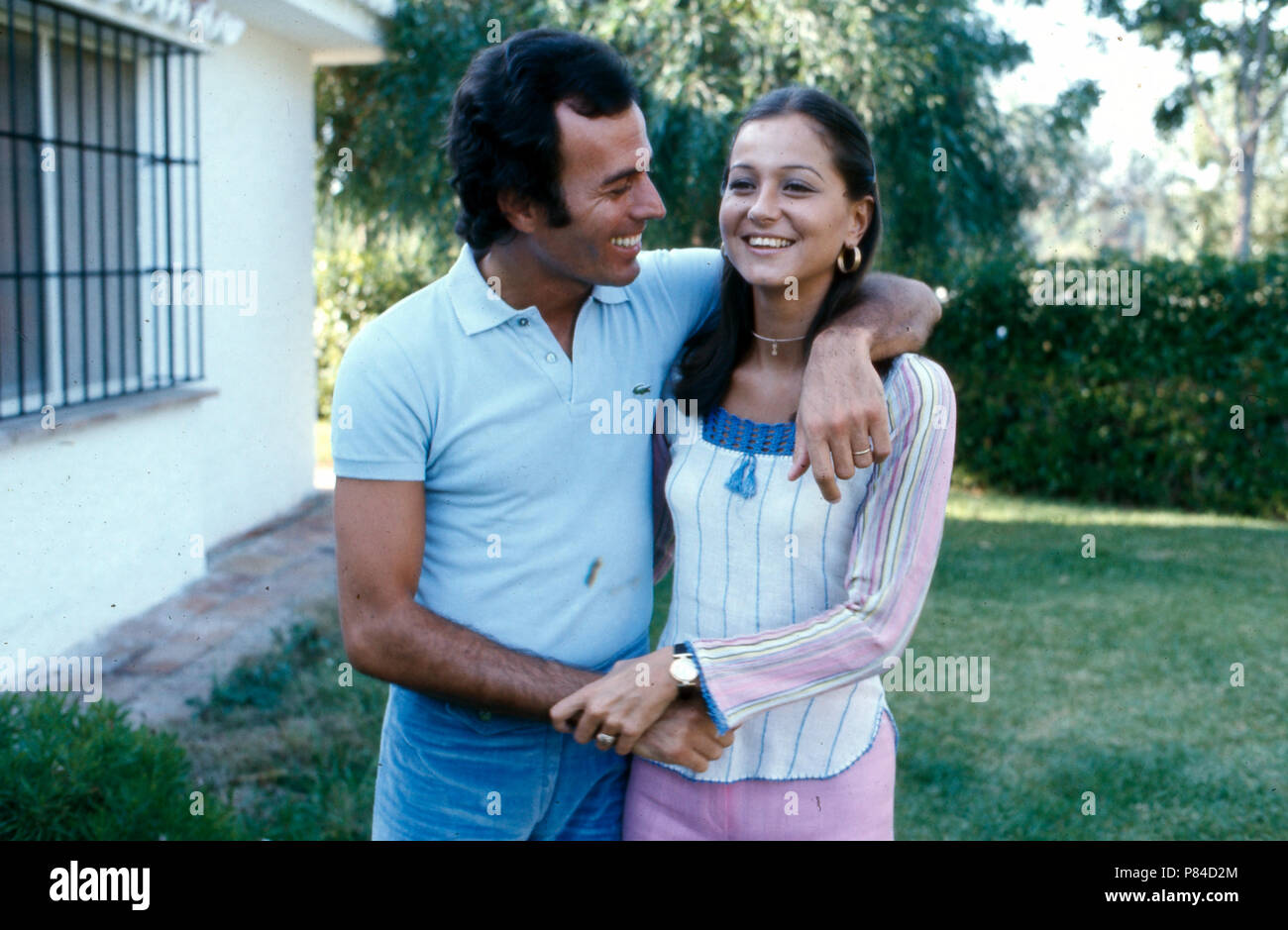 Julio Iglesias Frau