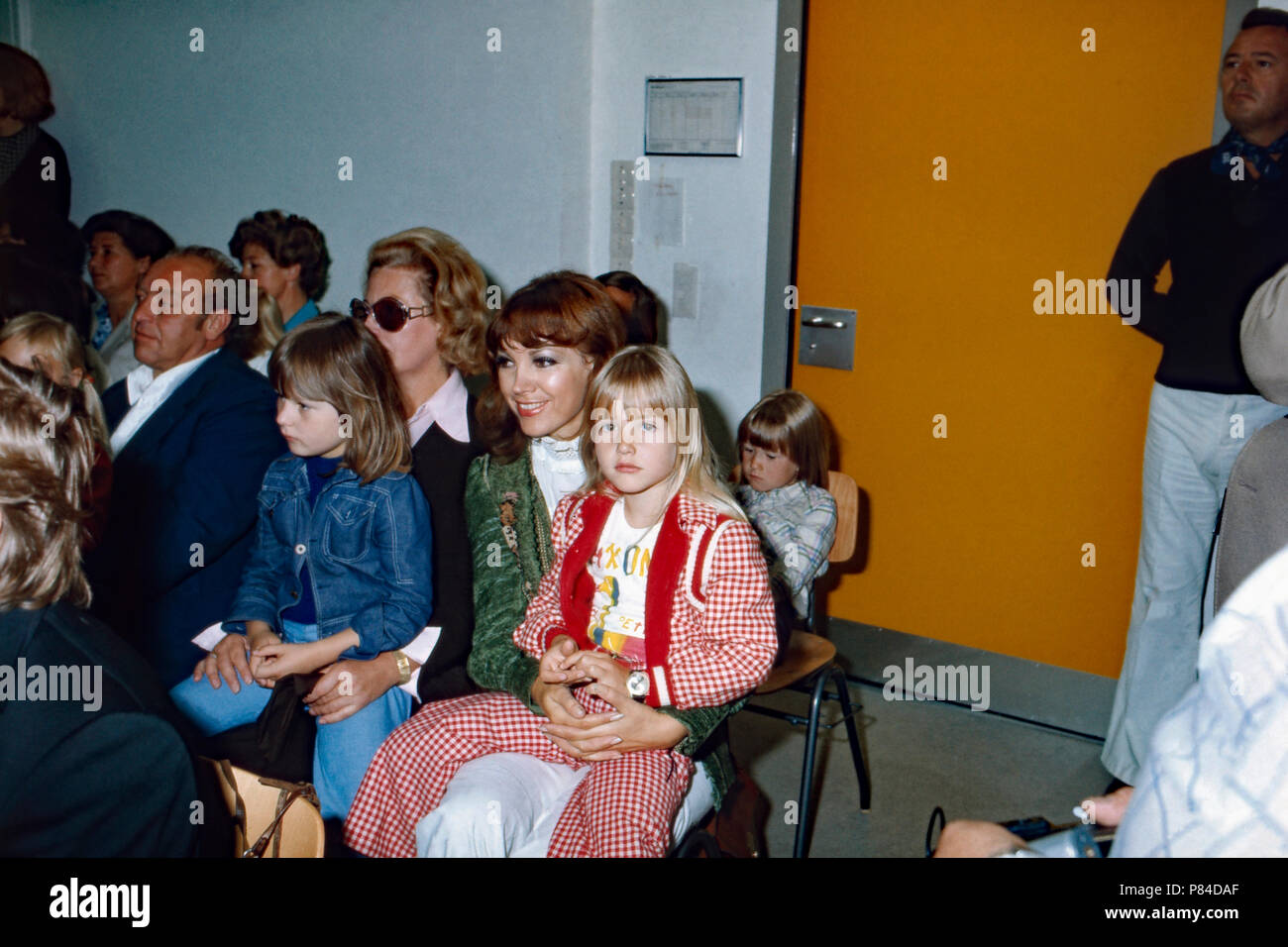 Moderatorin Petra Schürmann bei der Einschulung von Tochter Alexandra ...