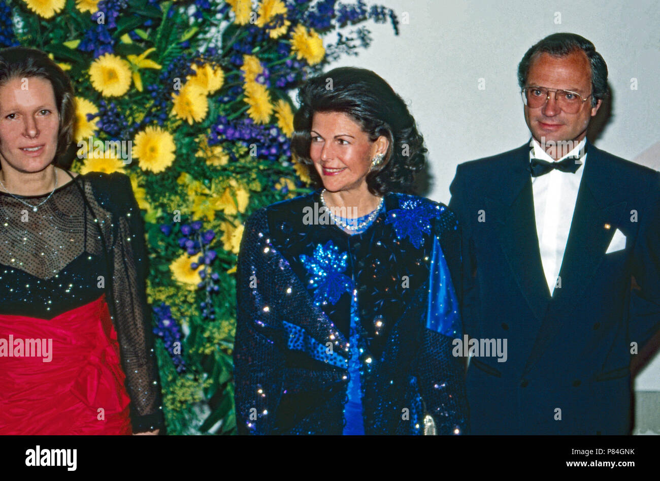 König carl xvi gustaf 1989 -Fotos und -Bildmaterial in hoher Auflösung ...