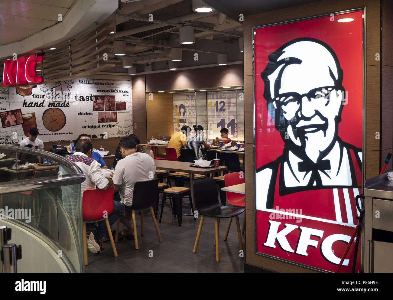 Kfc zeichen und logo hong kong -Fotos und -Bildmaterial in hoher ...