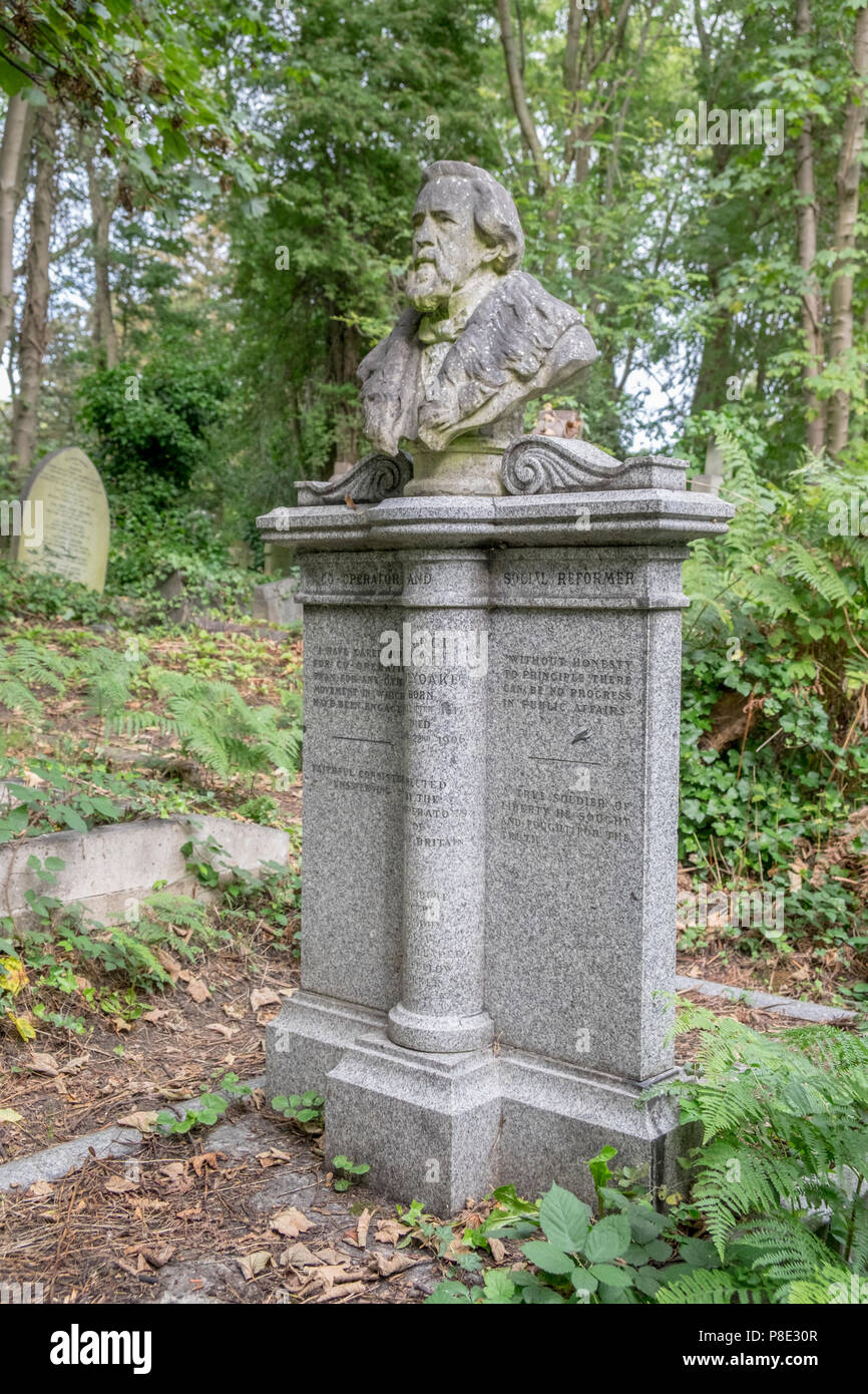 George holyoake grab -Fotos und -Bildmaterial in hoher Auflösung – Alamy