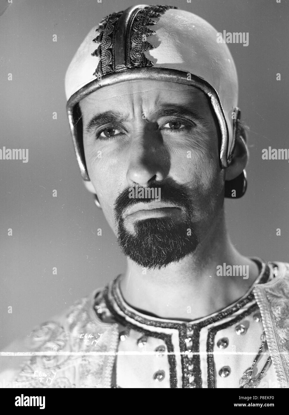 Christopher lee 1965 -Fotos und -Bildmaterial in hoher Auflösung – Alamy