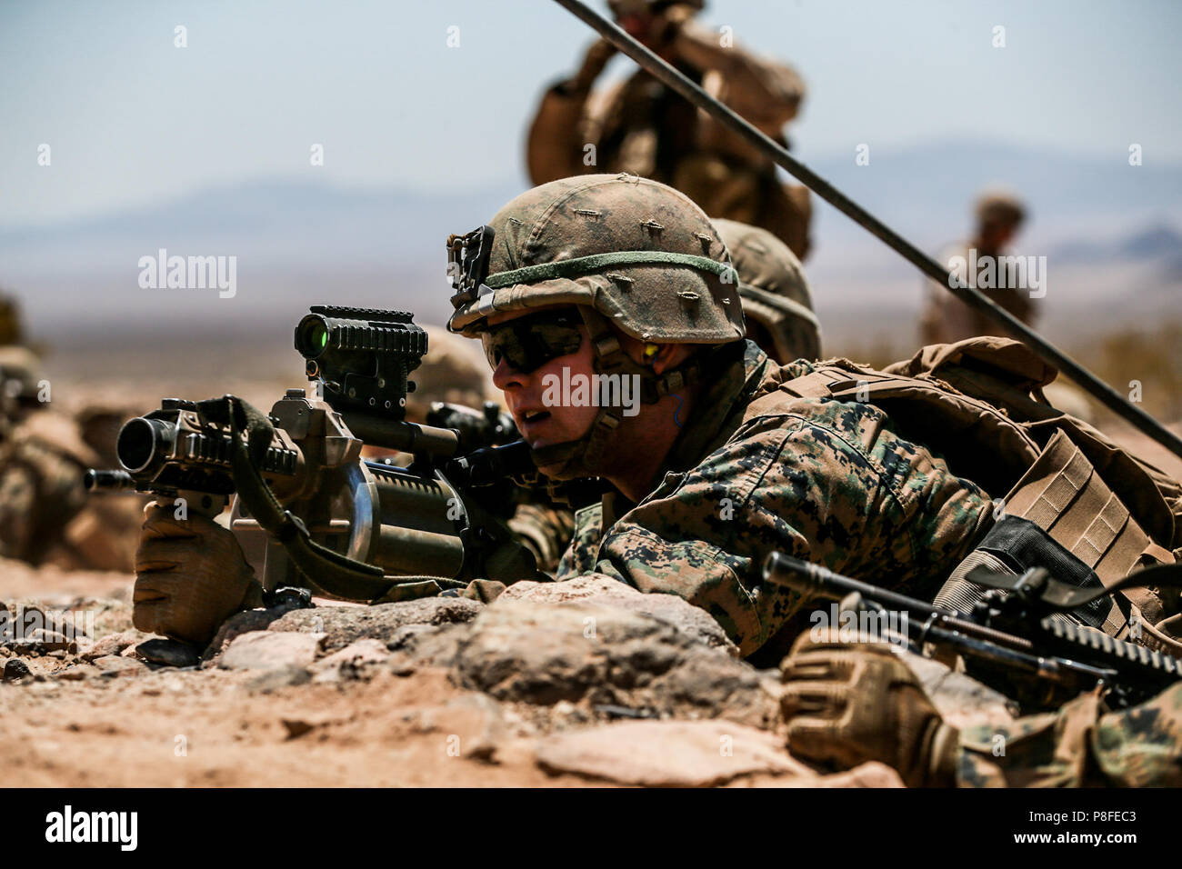 M32a1 40mm multi shot grenade launcher -Fotos und -Bildmaterial in ...